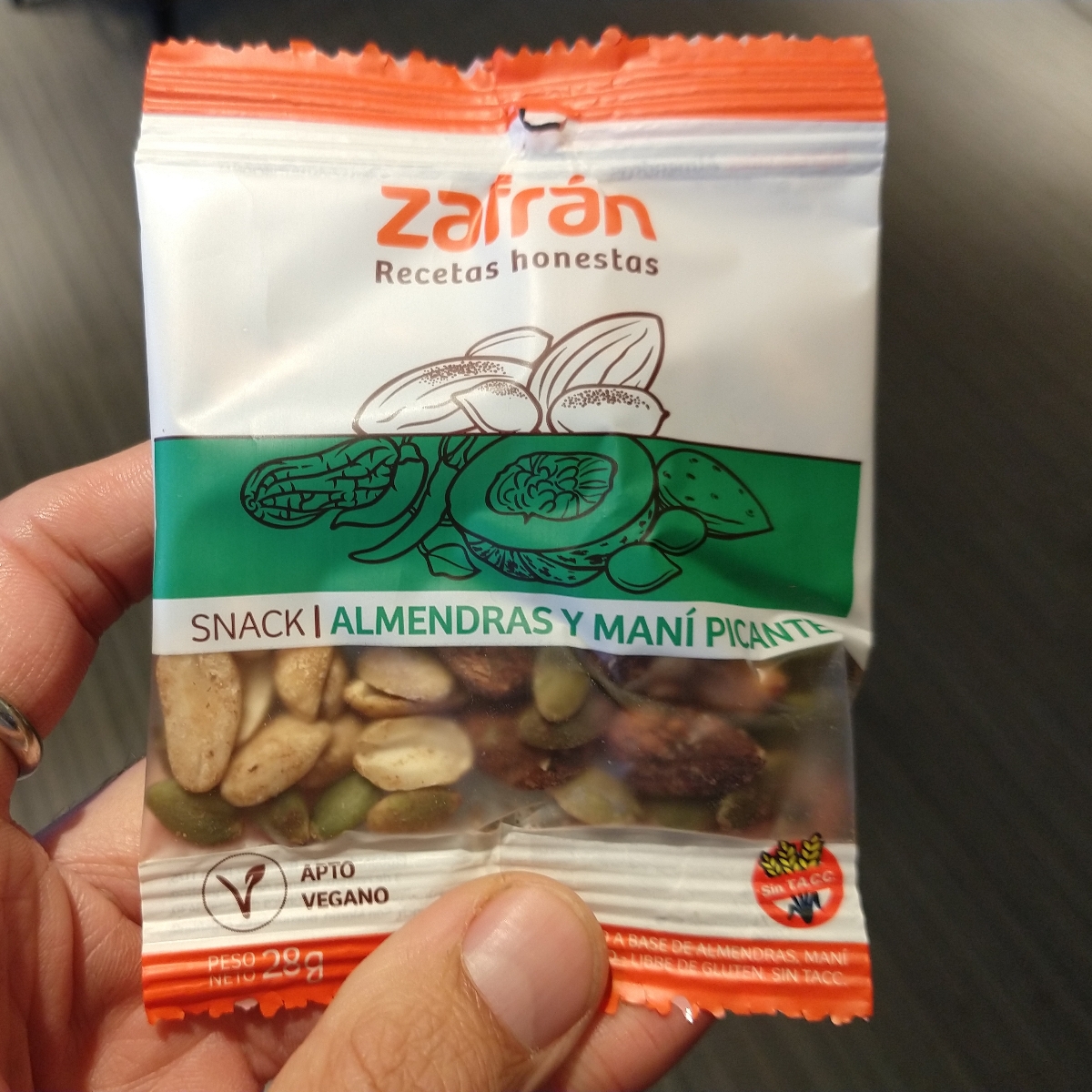 Zafran Snack almendras y maní picante Reviews | abillion