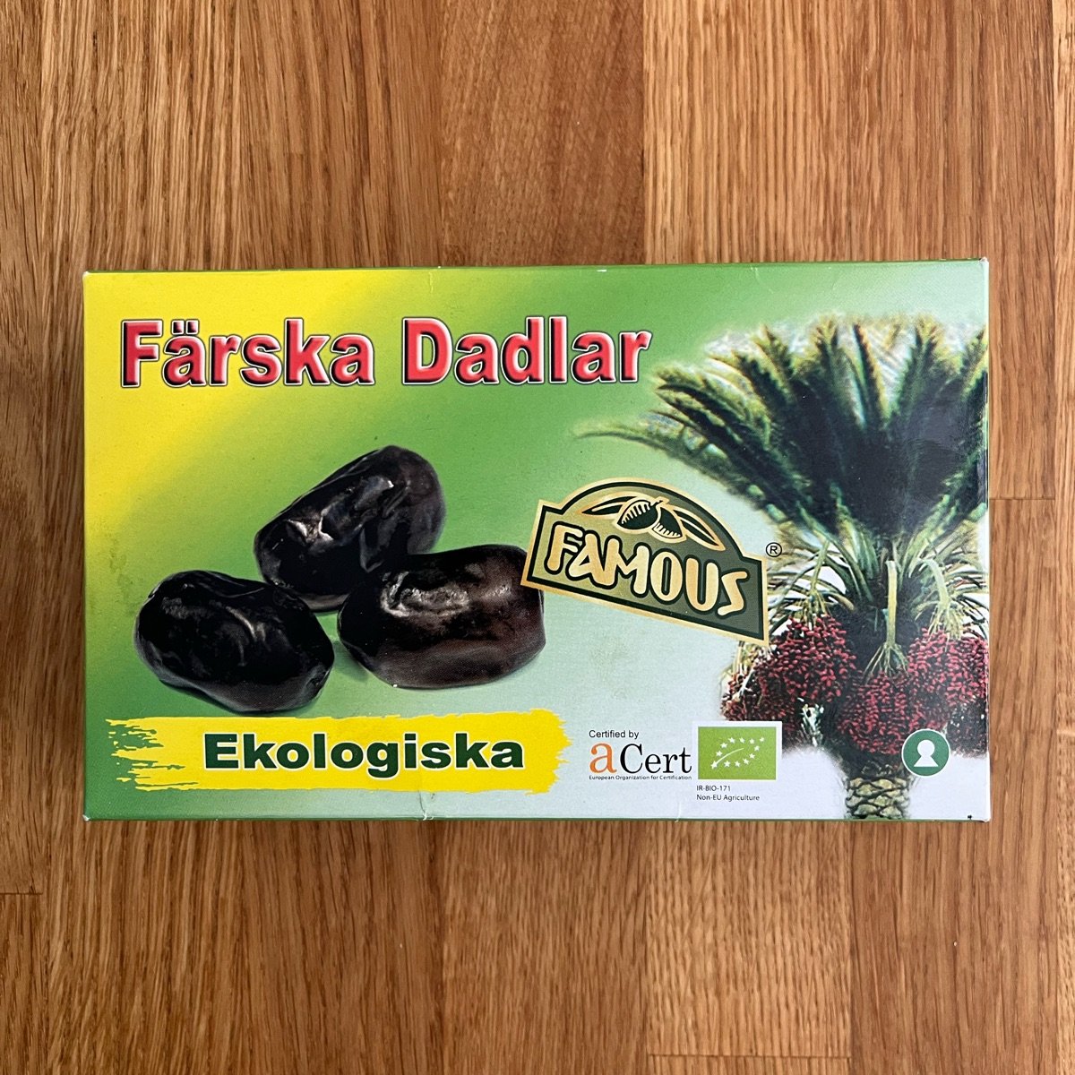 Färska dadlar from Famous - Vegan Product Reviews & Ratings | abillion