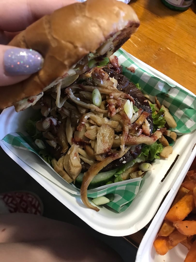 What The Duck burger at Samphire Brasserie, Plymouth - Vegan Dish ...