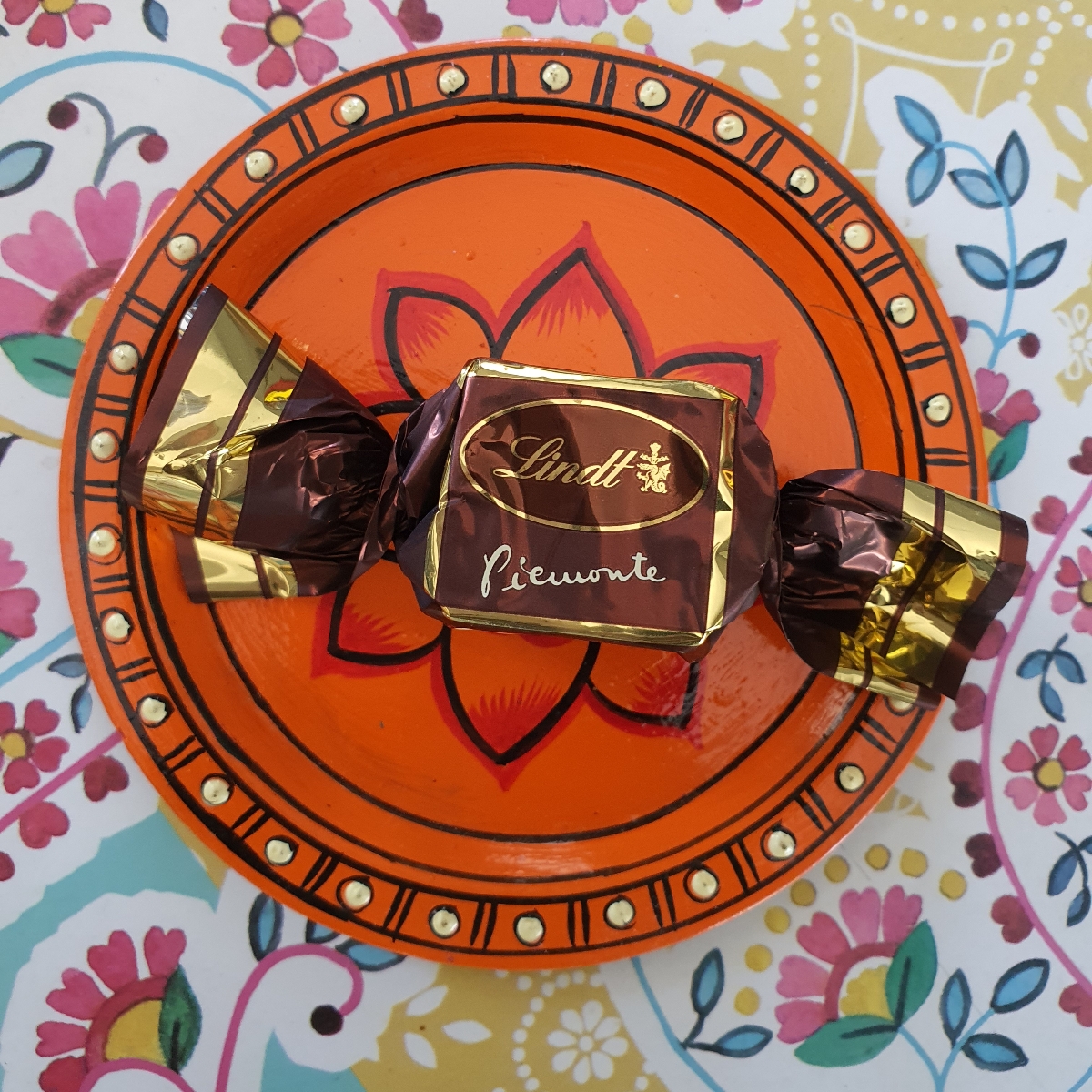 Piemonte from Lindt - Vegan Product Reviews & Ratings | abillion