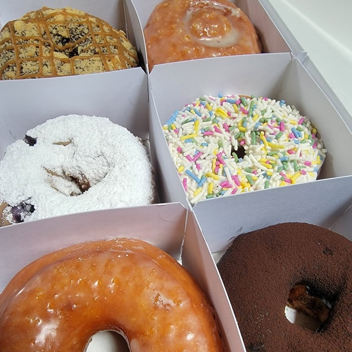 Beacon Doughnuts Lincoln Park, Chicago, United States Vegan Doughnuts ...