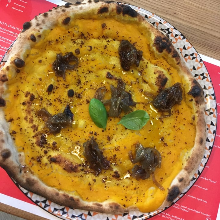 Lievità Ravizza - Pizzeria Gourmet Milano, Italy Pizza Con Vellutata Di ...