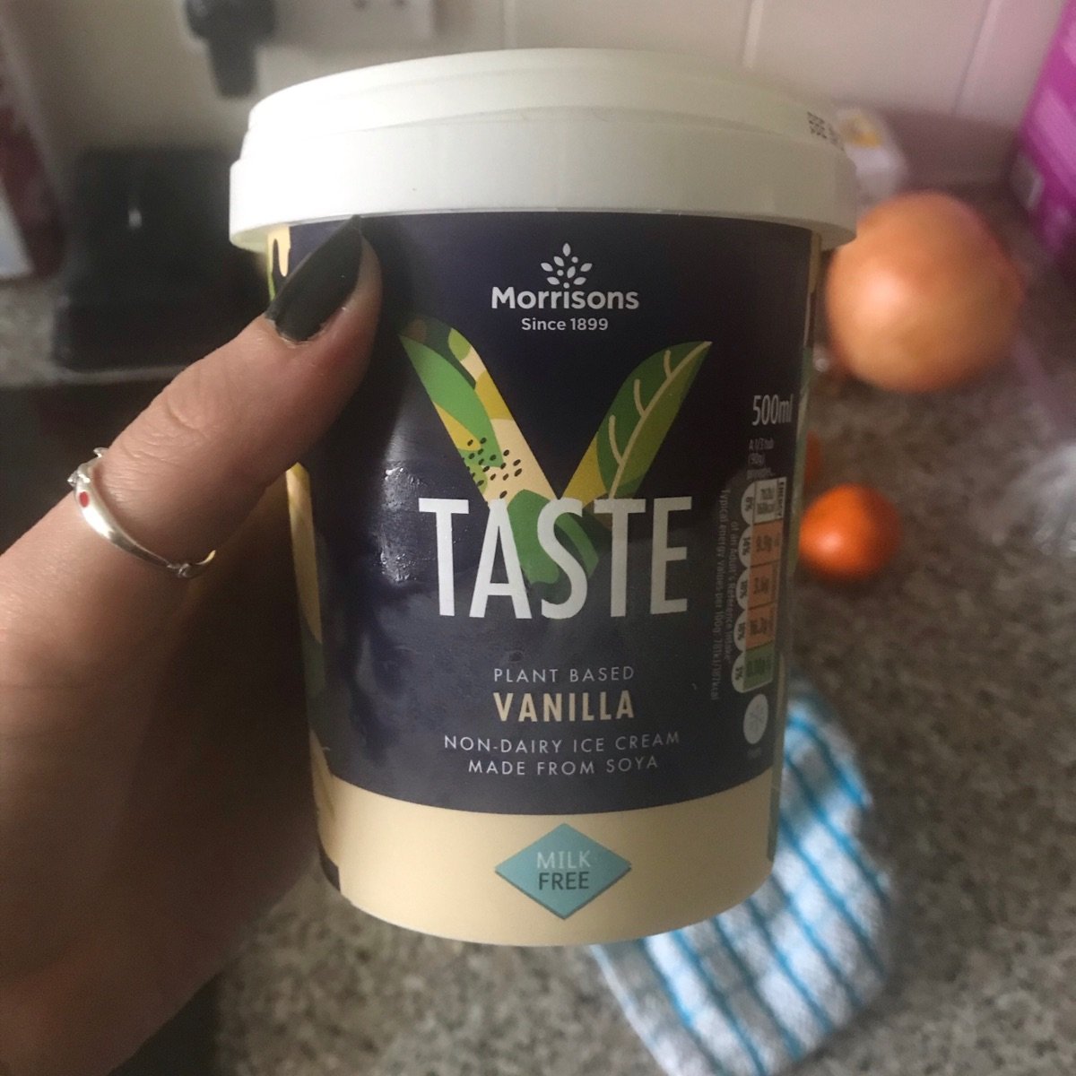 Vanilla Ice Cream from V Taste - Vegan Product Reviews & Ratings | abillion