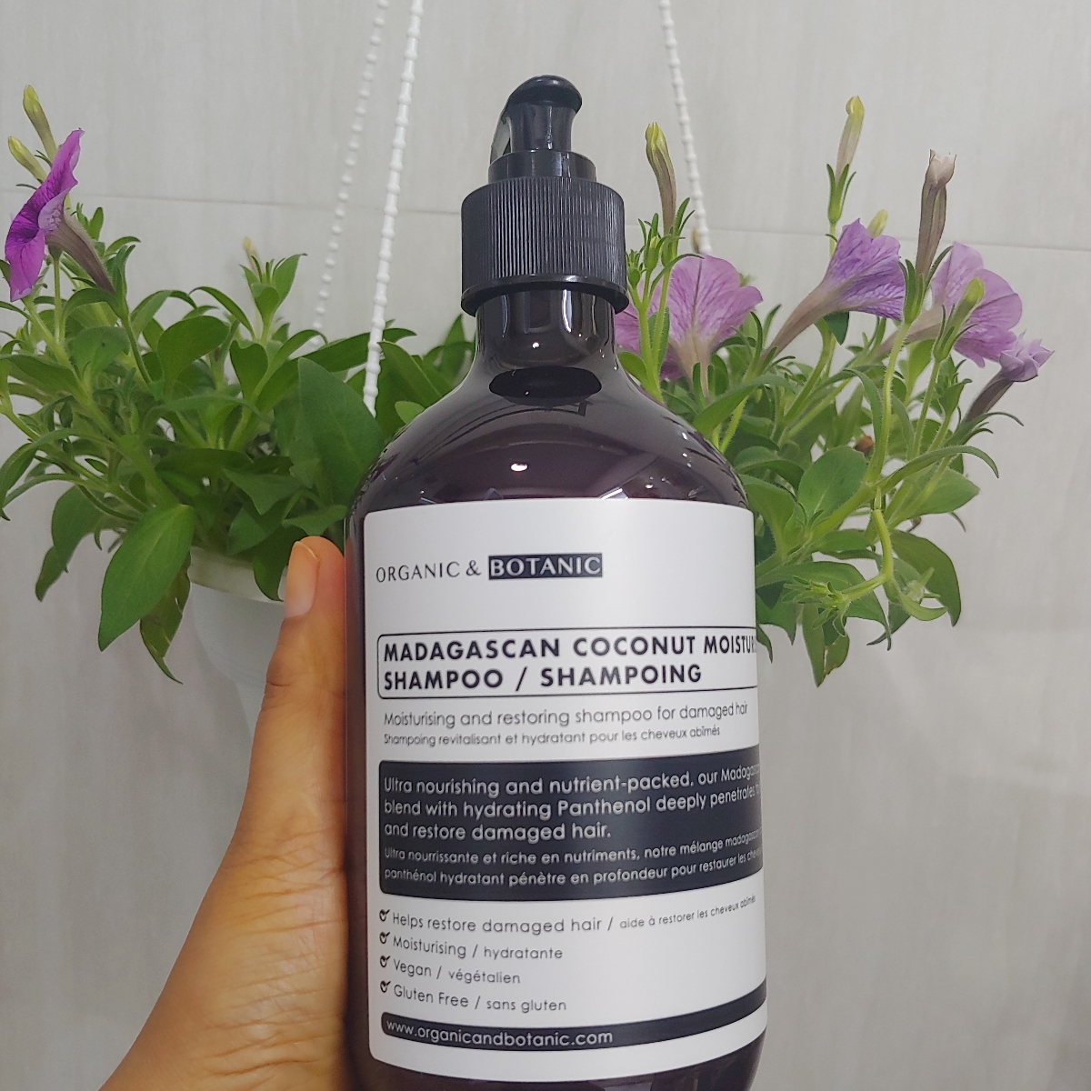 Madagascan coconut moisturising shampoo from Organic & botanic - Vegan ...