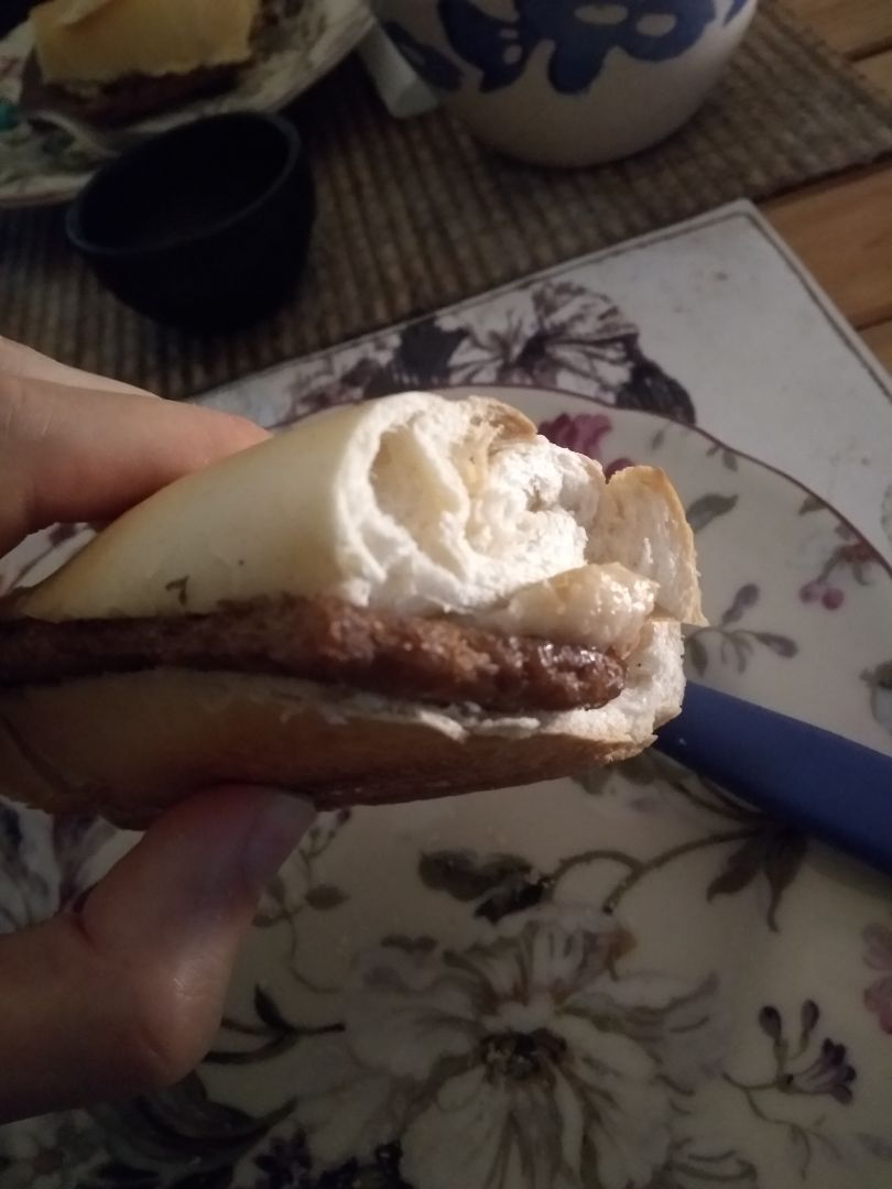 Sandwich De Matambre A La Pizza from Tito el Tomatito - Vegan Product ...