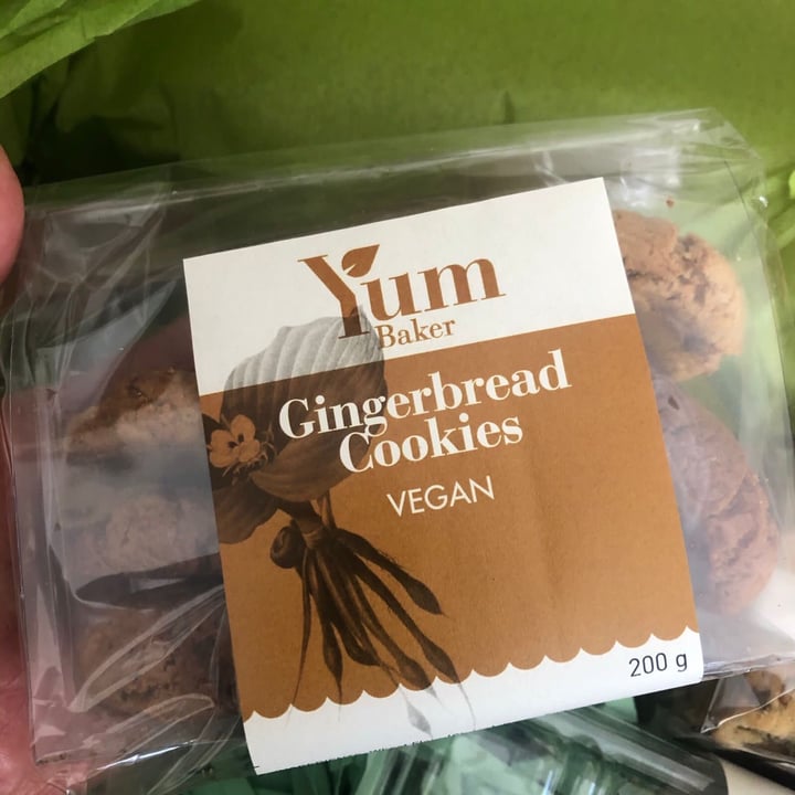 Yum Baker Gingerbread cookies Review | abillion