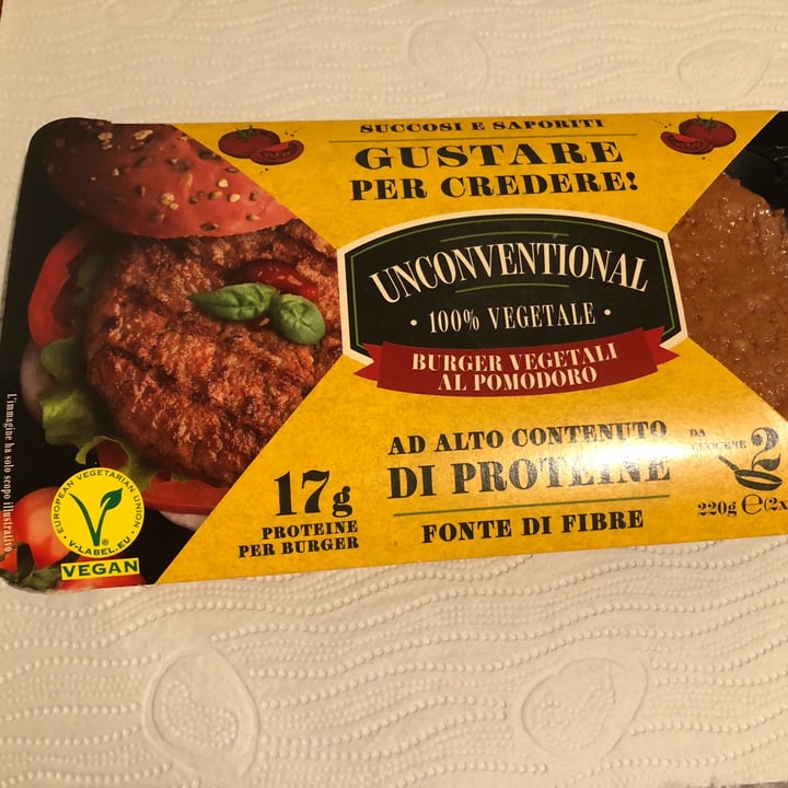 Unconventional Burger Vegetale Al Pomodoro - Tomato Burger Review ...