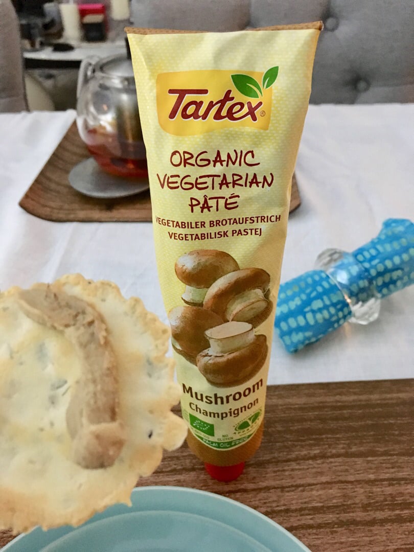 Organic vegetarian pâté - mushroom from Tartex - Vegan Product Reviews ...