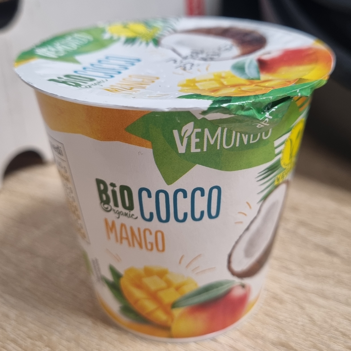yogurt mango e cocco from Vemondo - Vegan Product Reviews & Ratings ...