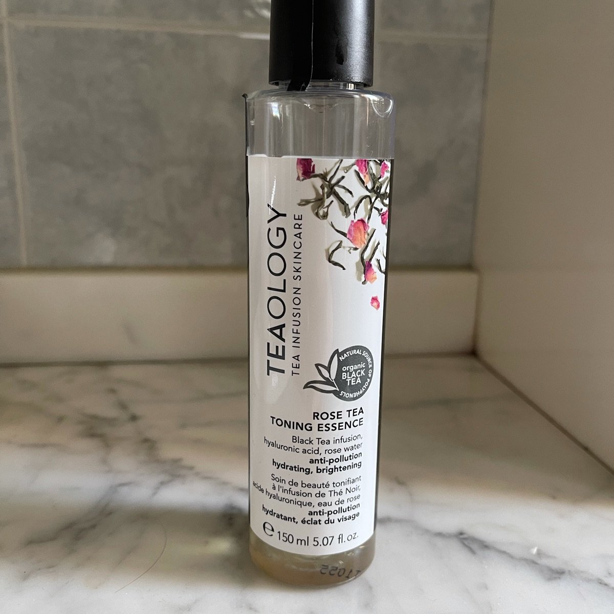 Rose tea toning essence from Teaology - Vegan Product Reviews & Ratings ...