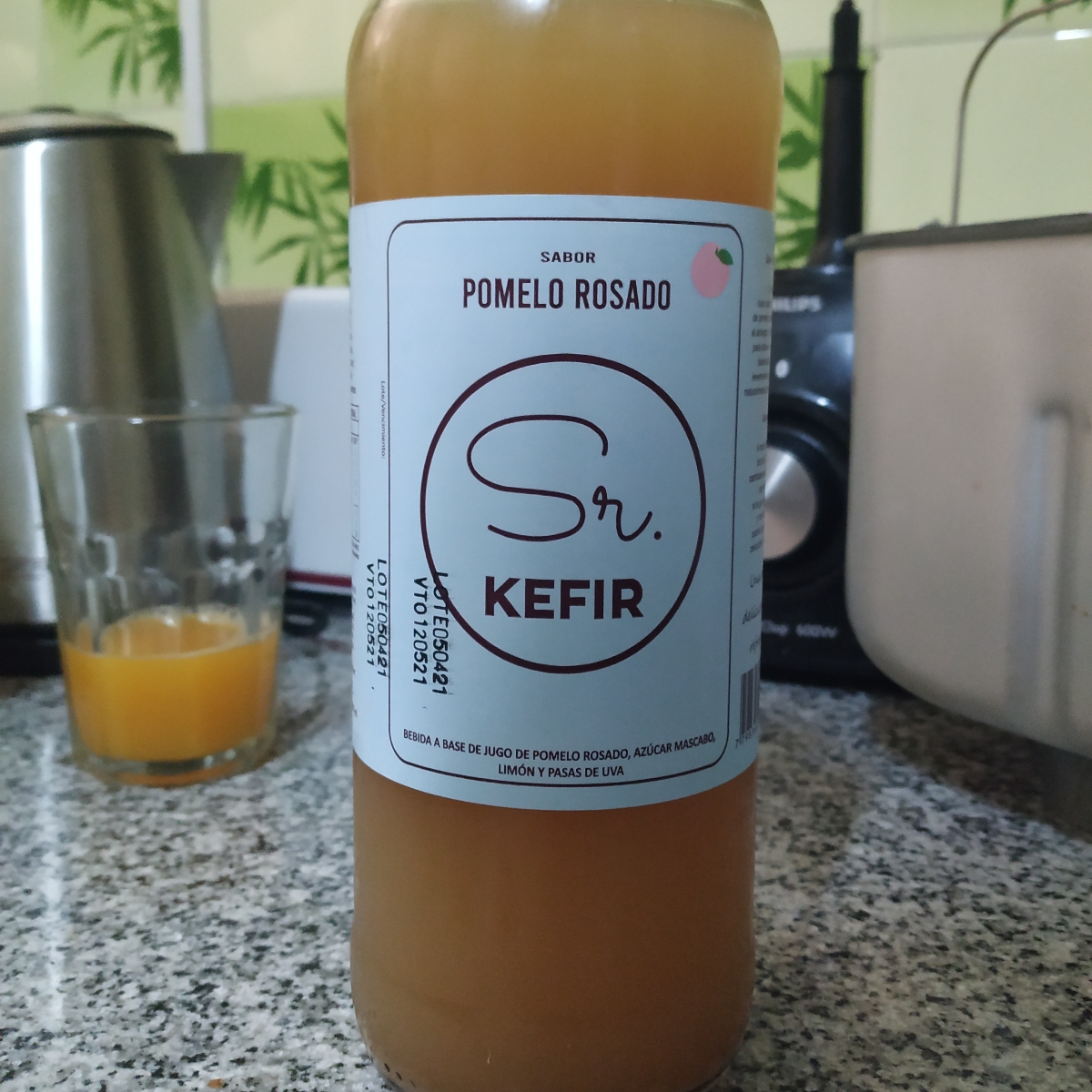 Kéfir de pomelo rosado from Sr. Kefir - Vegan Product Reviews & Ratings ...