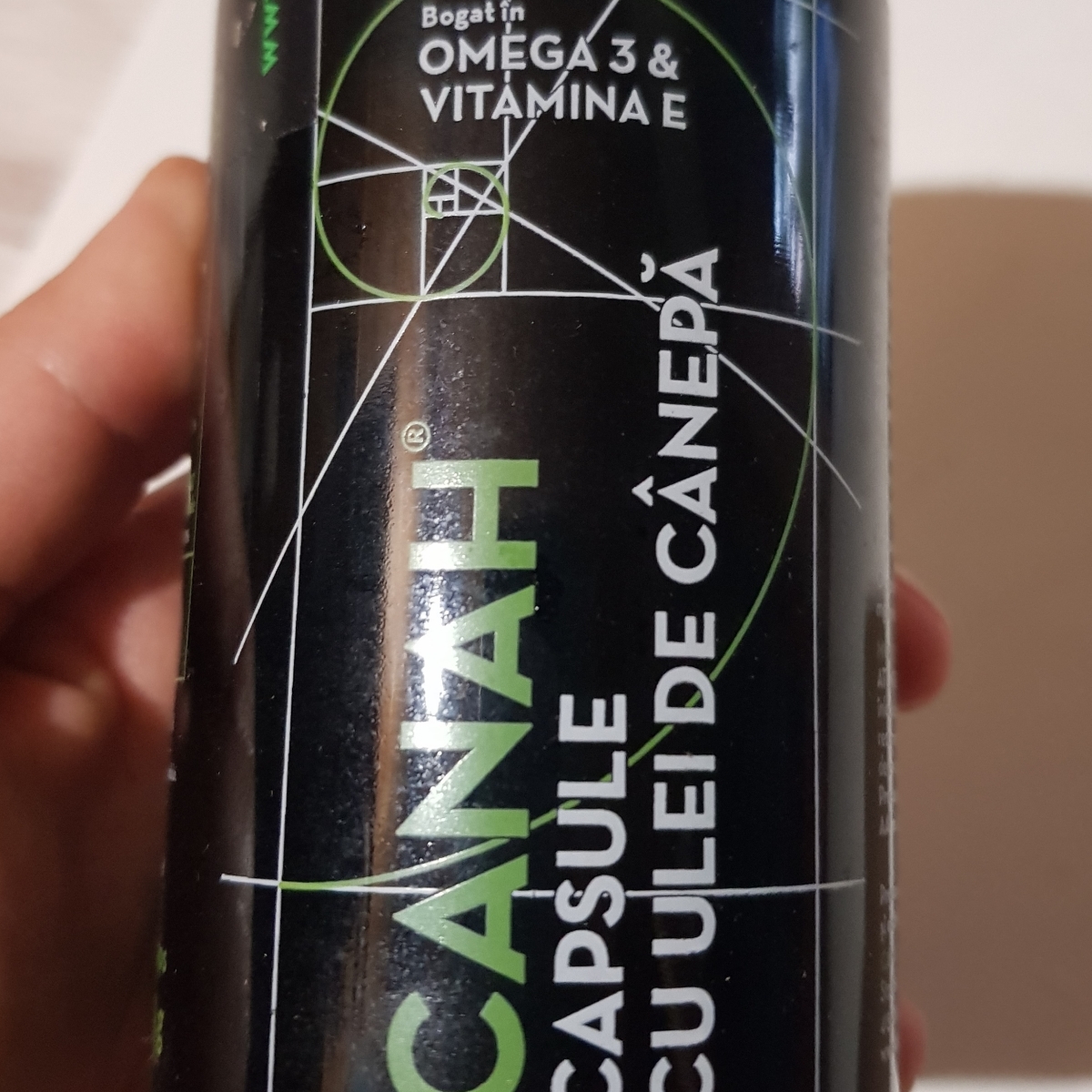 Omega 3 capsules from Canah - Vegan Product Reviews & Ratings | abillion