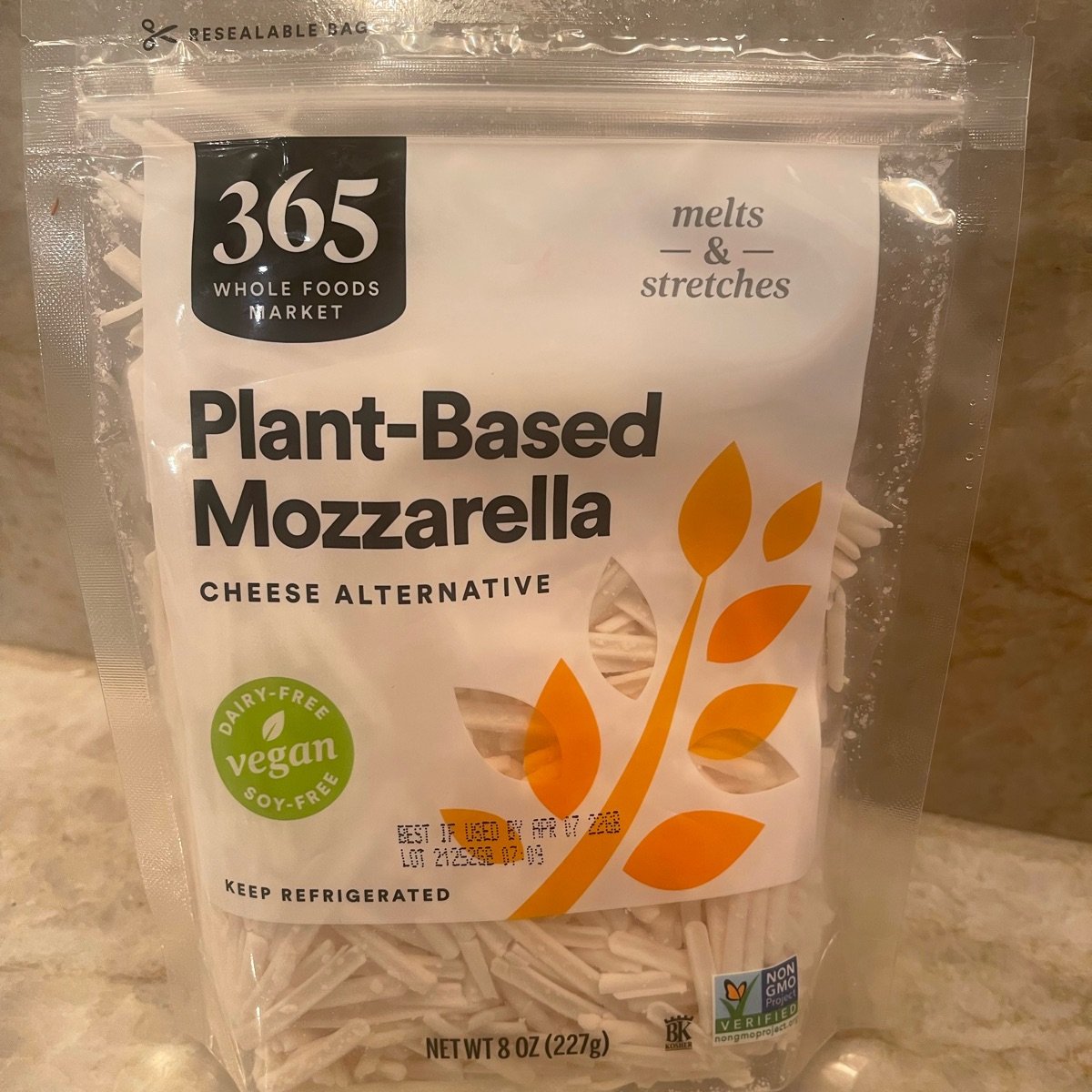 Plant-based Mozzarella from 365 Whole Foods Market - Vegan Product ...