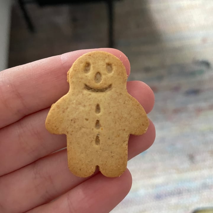 Organix Mini Gingerbread Men Review | abillion