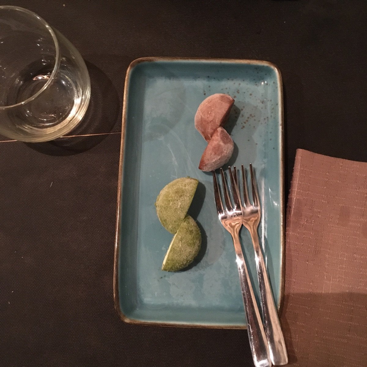 Mun Sushi Bar - Roma Mochi tè verde e cioccolato Reviews | abillion