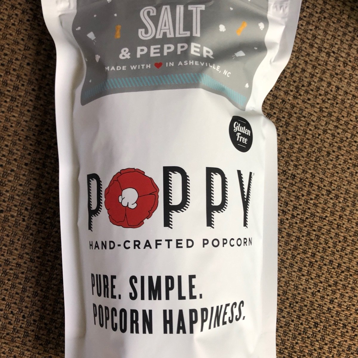 Salt + pepper hand-crafted popcorn from Poppy - Vegan Product Reviews ...