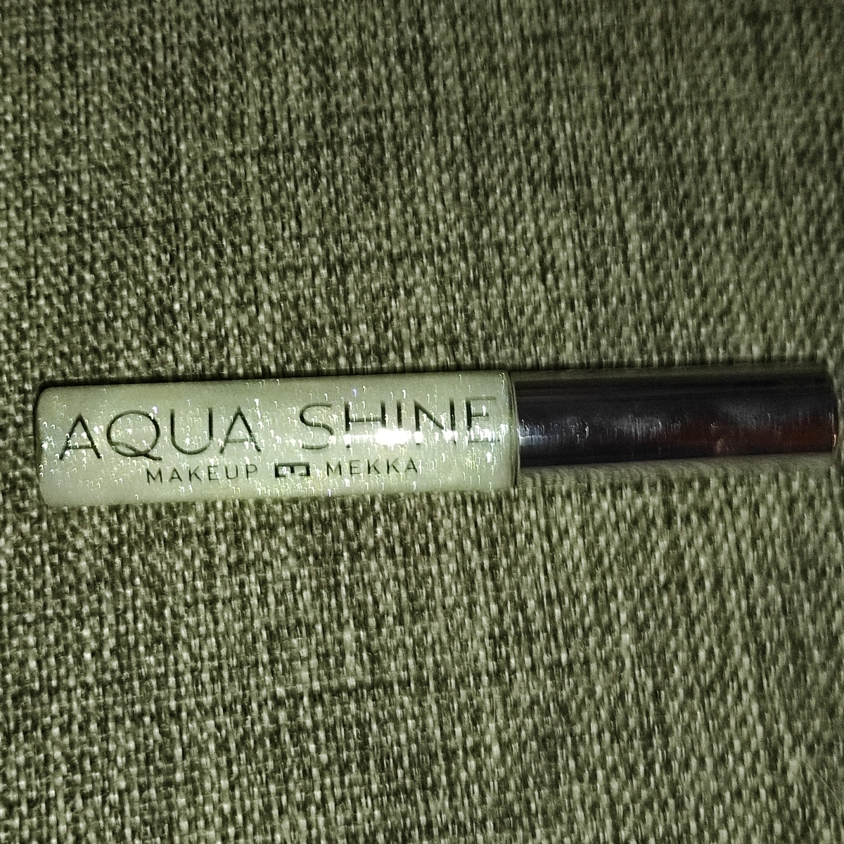 Aqua shine disco duck from Makeup mekka - Vegan Product Reviews ...