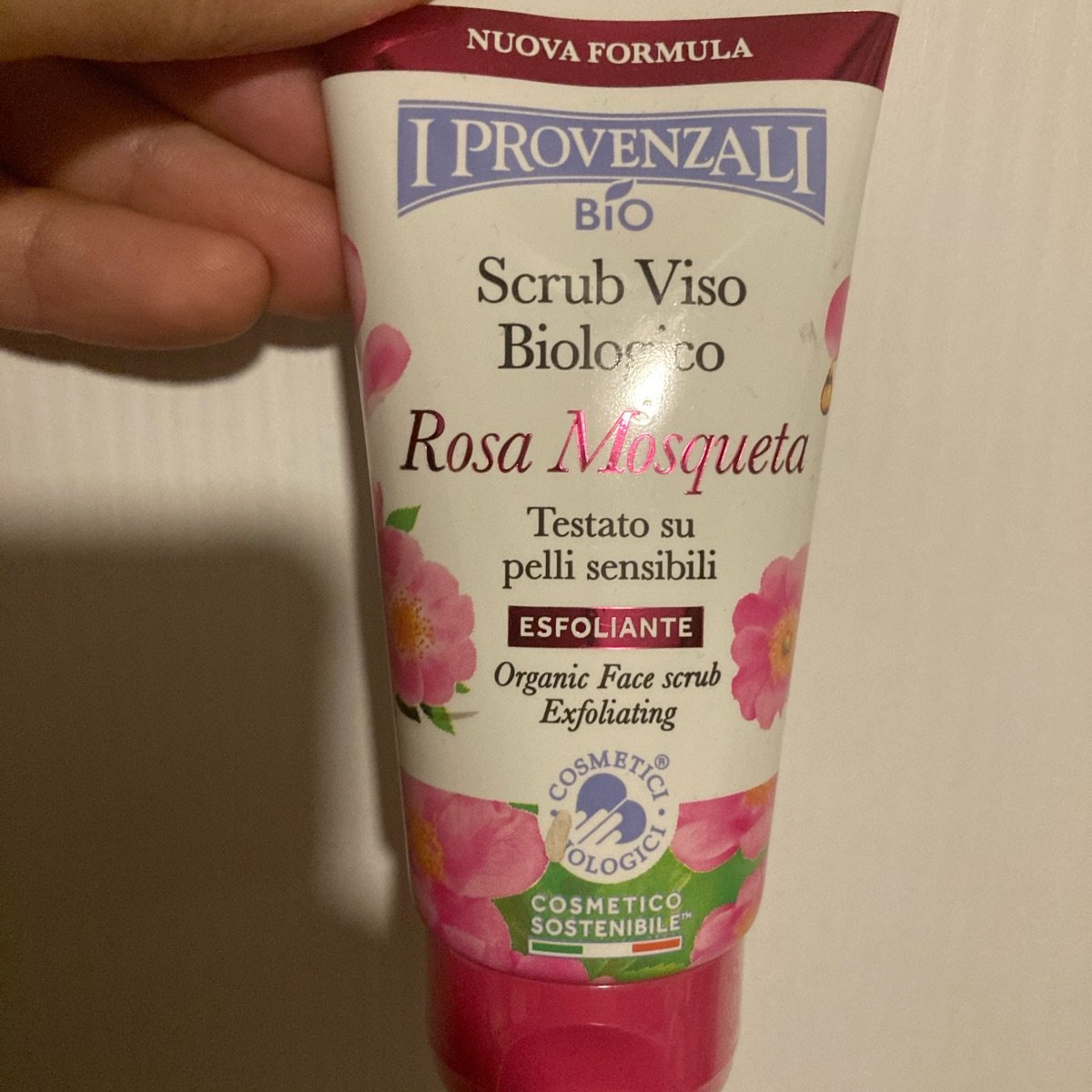 Scrub Viso Biologico Esfoliante Rosa Mosqueta from I Provenzali - Vegan ...