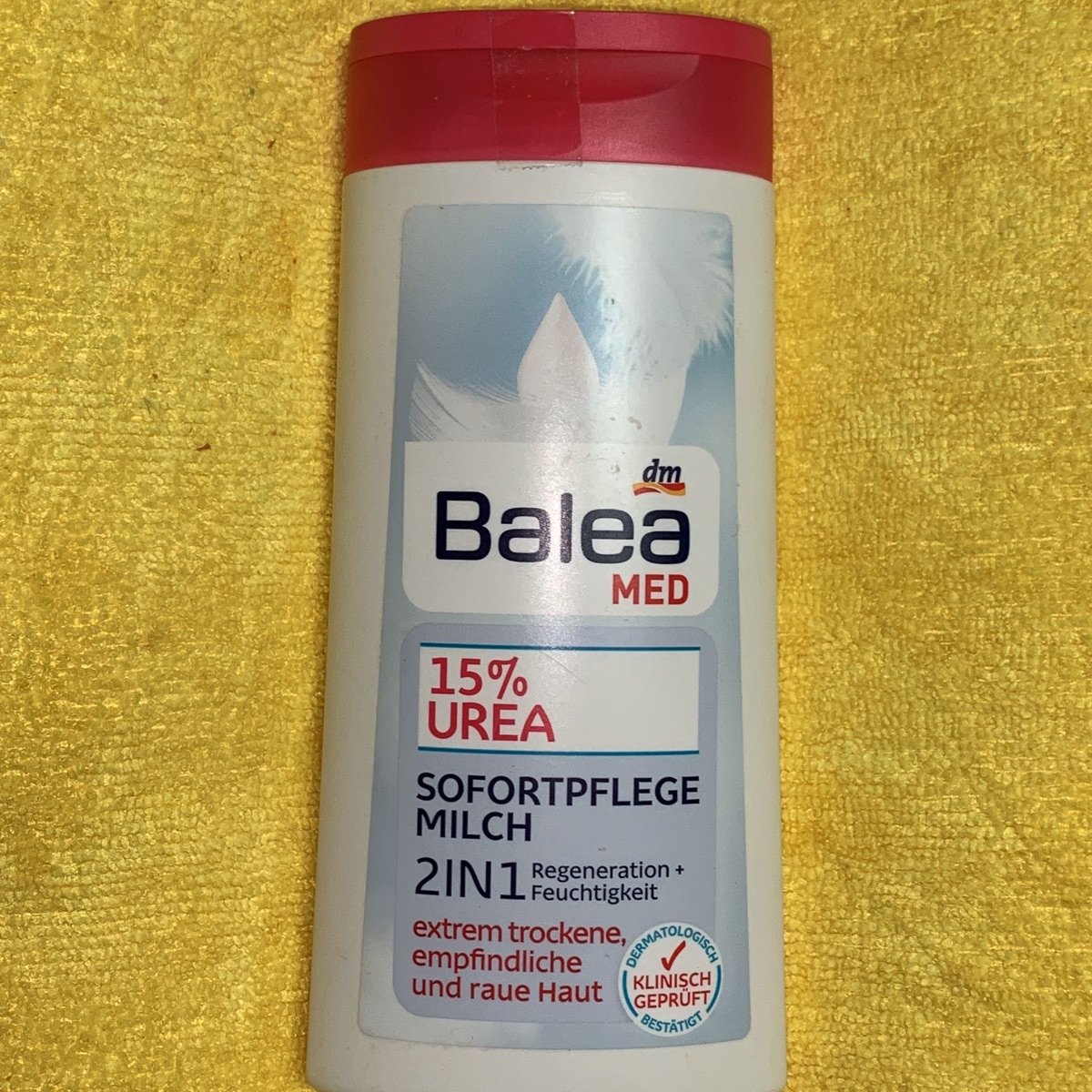 dm Balea MED 15% Urea Sofortpflege Milch 2IN1 Regeneration + Moisture ...