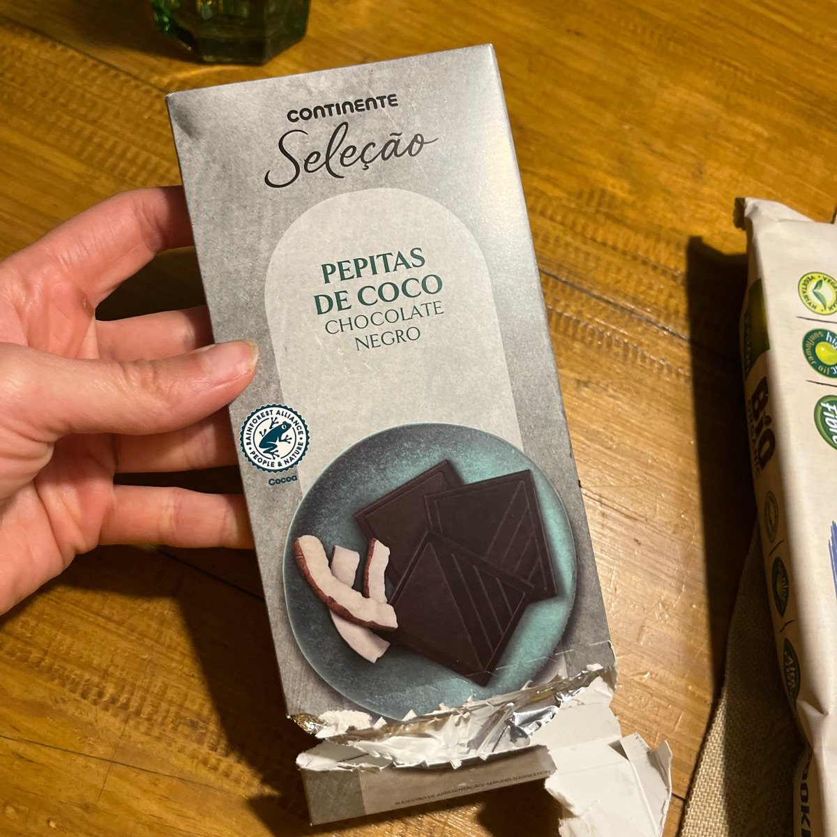 Pepitas de Coco Chocolate Negro from Continente Seleção - Vegan Product ...