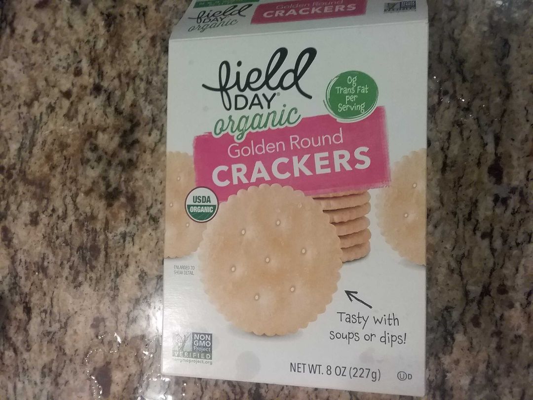 Organic Golden Round Crackers from Field Day - Vegan Product Reviews ...