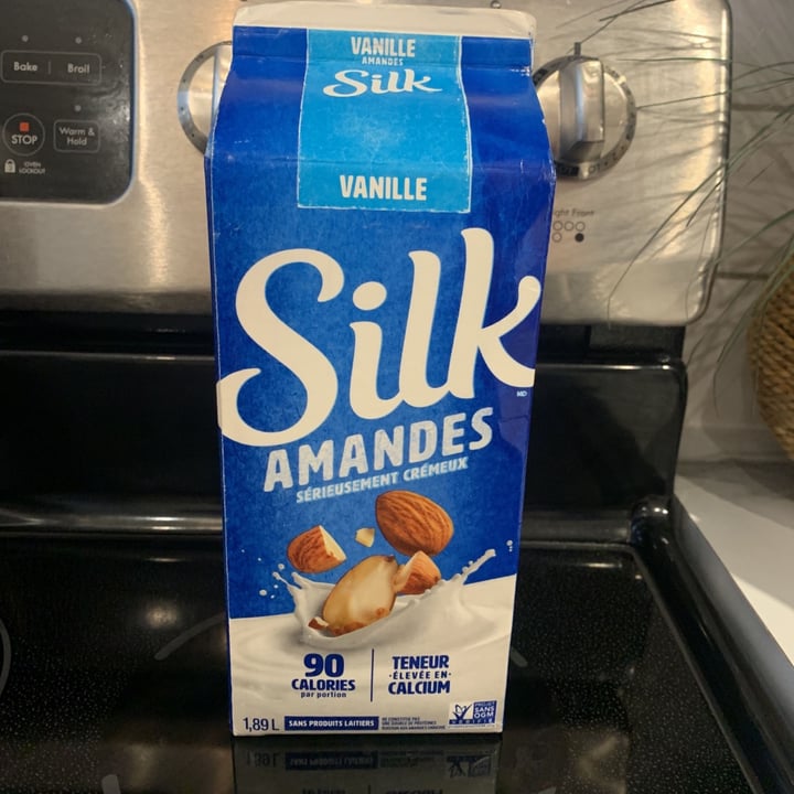 Danine Silk almond Danone silk almond vanilla Review | abillion