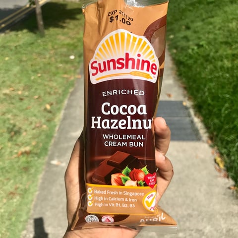 Sunshine Bakeries Cocoa Hazelnut Wholemeal Cream Bun Reviews | abillion