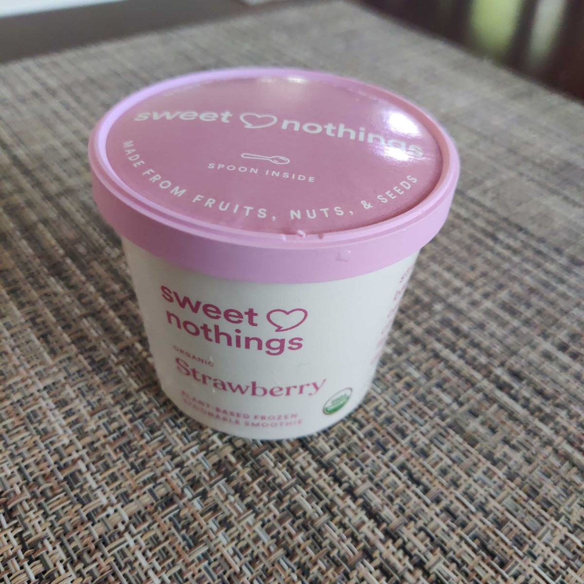 Strawberry spoonable smoothie from Sweet Nothings - Vegan Product ...
