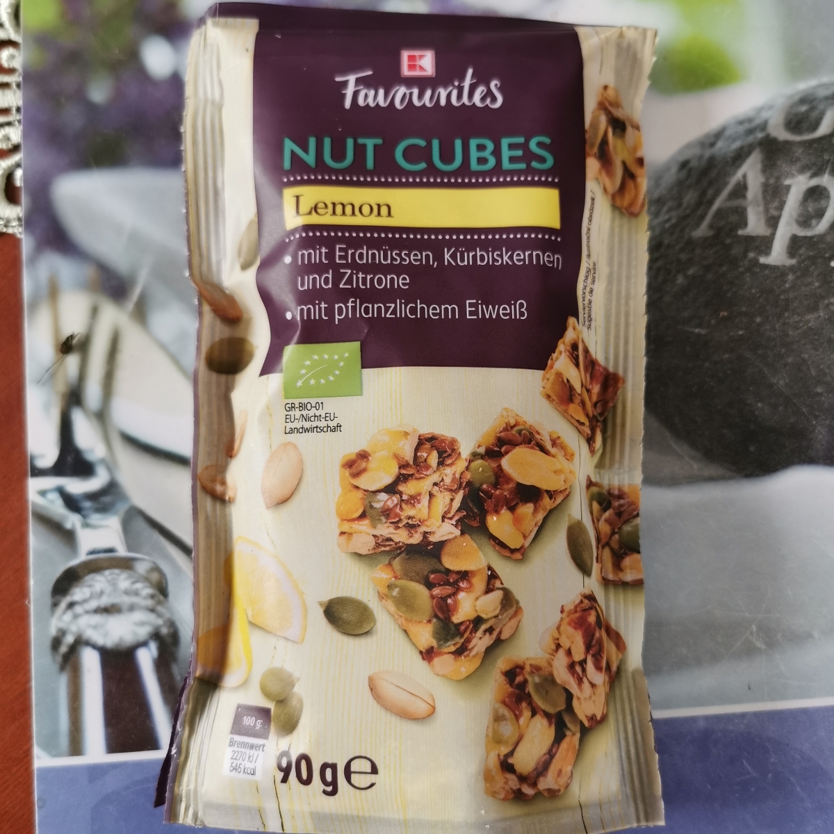 Nut Cubes Lemon from Kaufland Favourites - Vegan Product Reviews ...