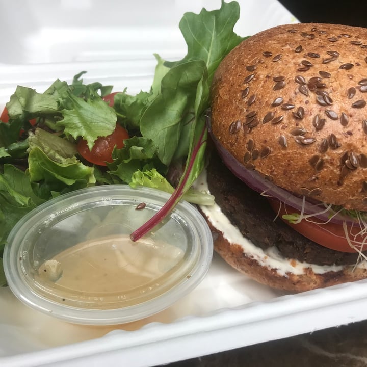 Freesoulcaffé Tustin, United States Sprout Burger Review | abillion