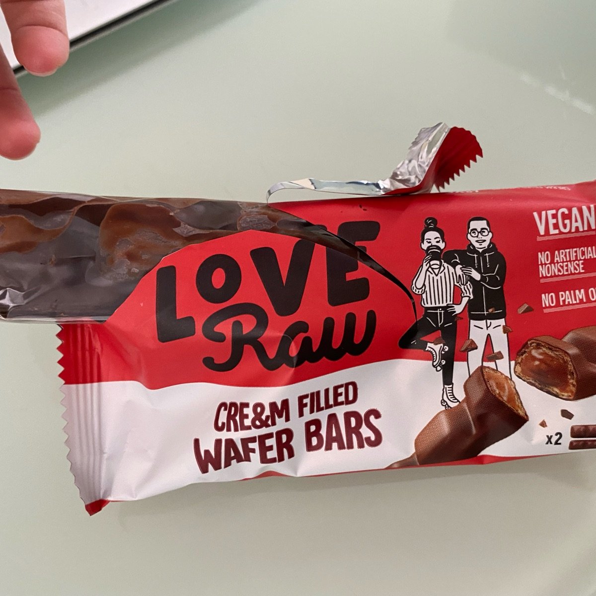 LoveRaw - Cre&m Filled Wafer Bars Review | abillion