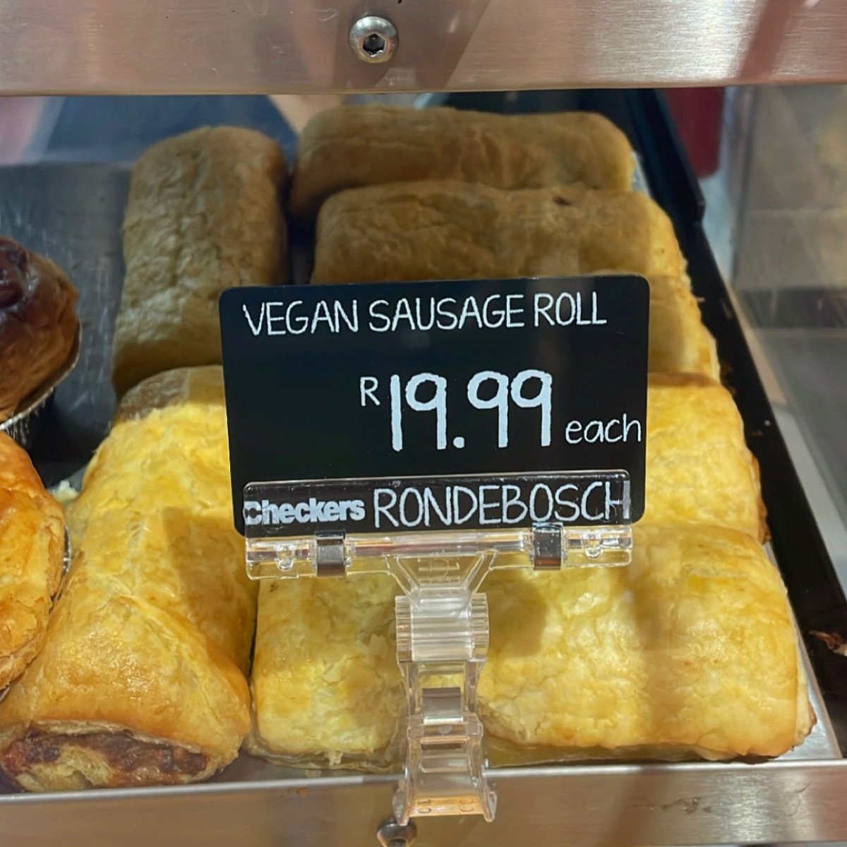 Sausage Roll from Checkers - Vegan Product Reviews & Ratings | abillion
