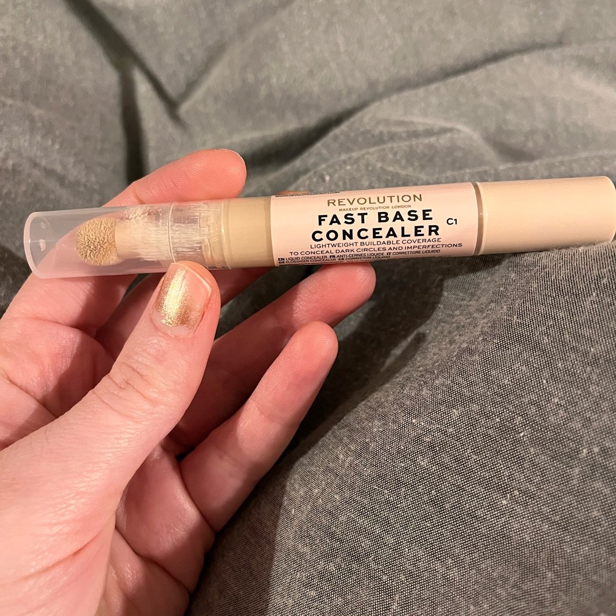Revolution Beauty Fast Base concealer Reviews | abillion