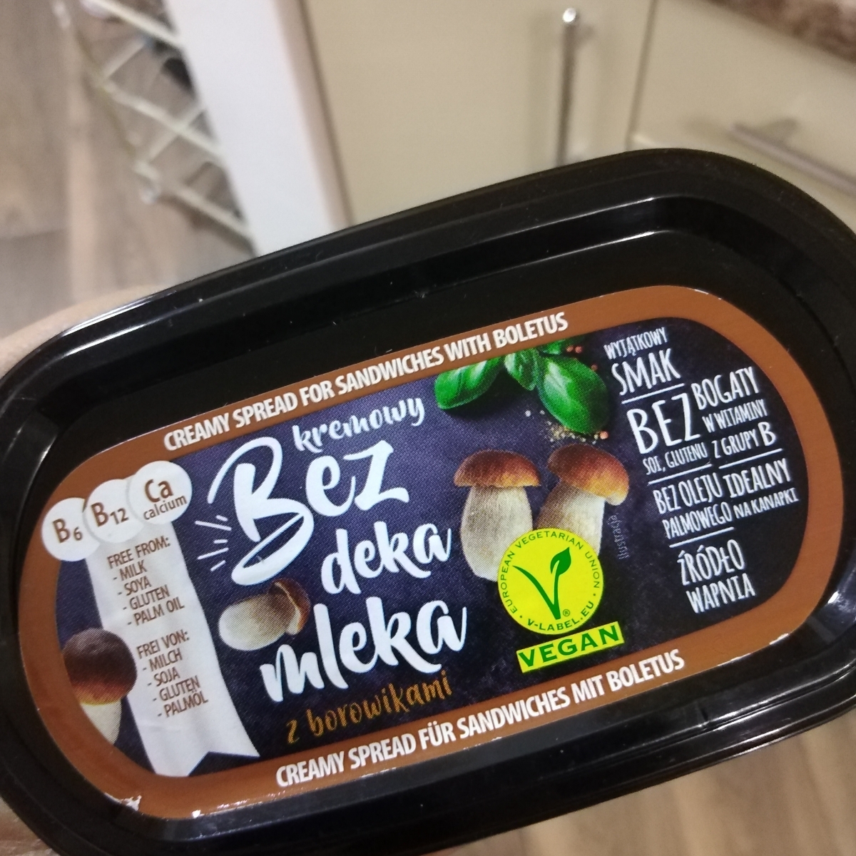 Cheese spread from Bez Deka Mleka - Vegan Product Reviews & Ratings ...