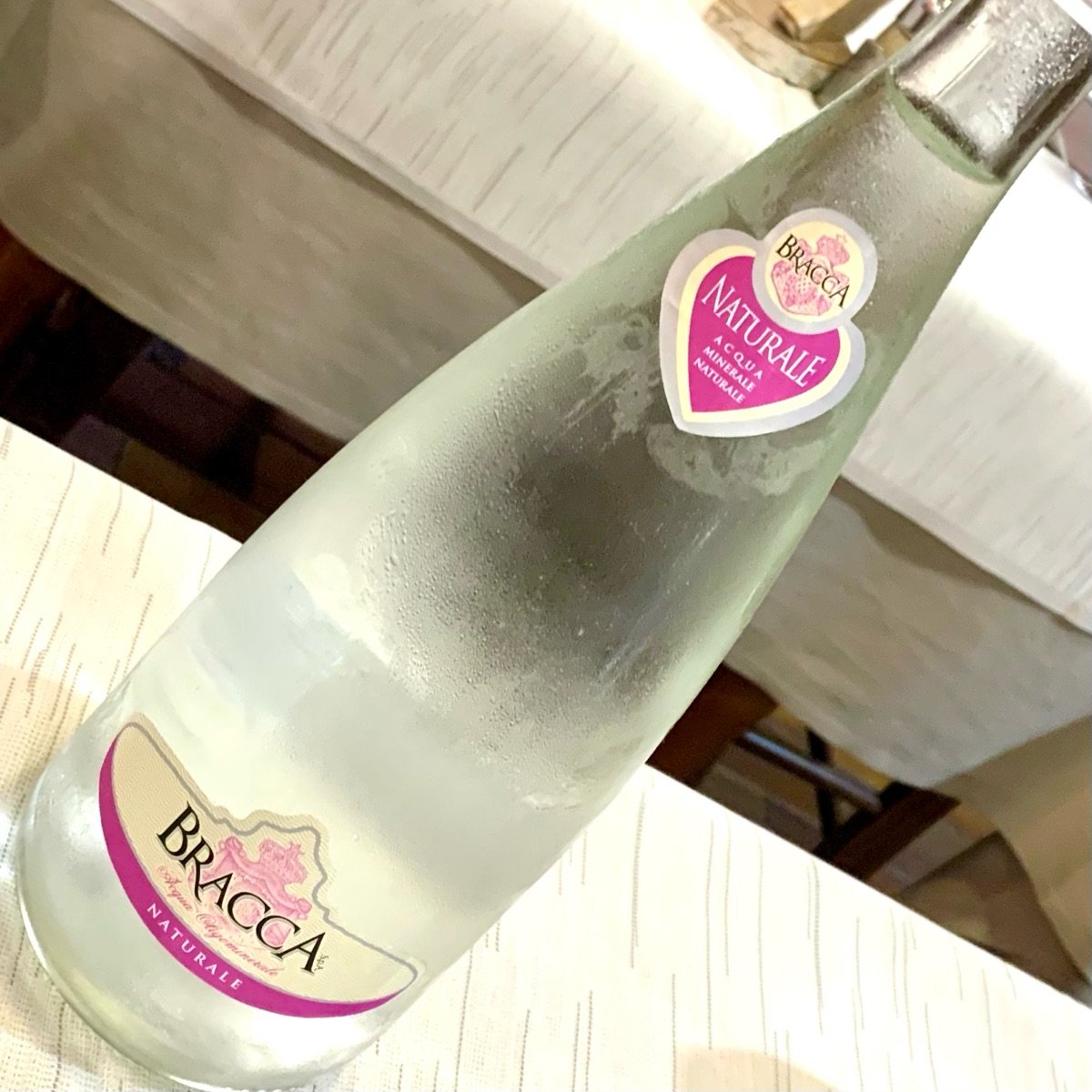 Acqua minerale naturale from Bracca - Vegan Product Reviews & Ratings ...