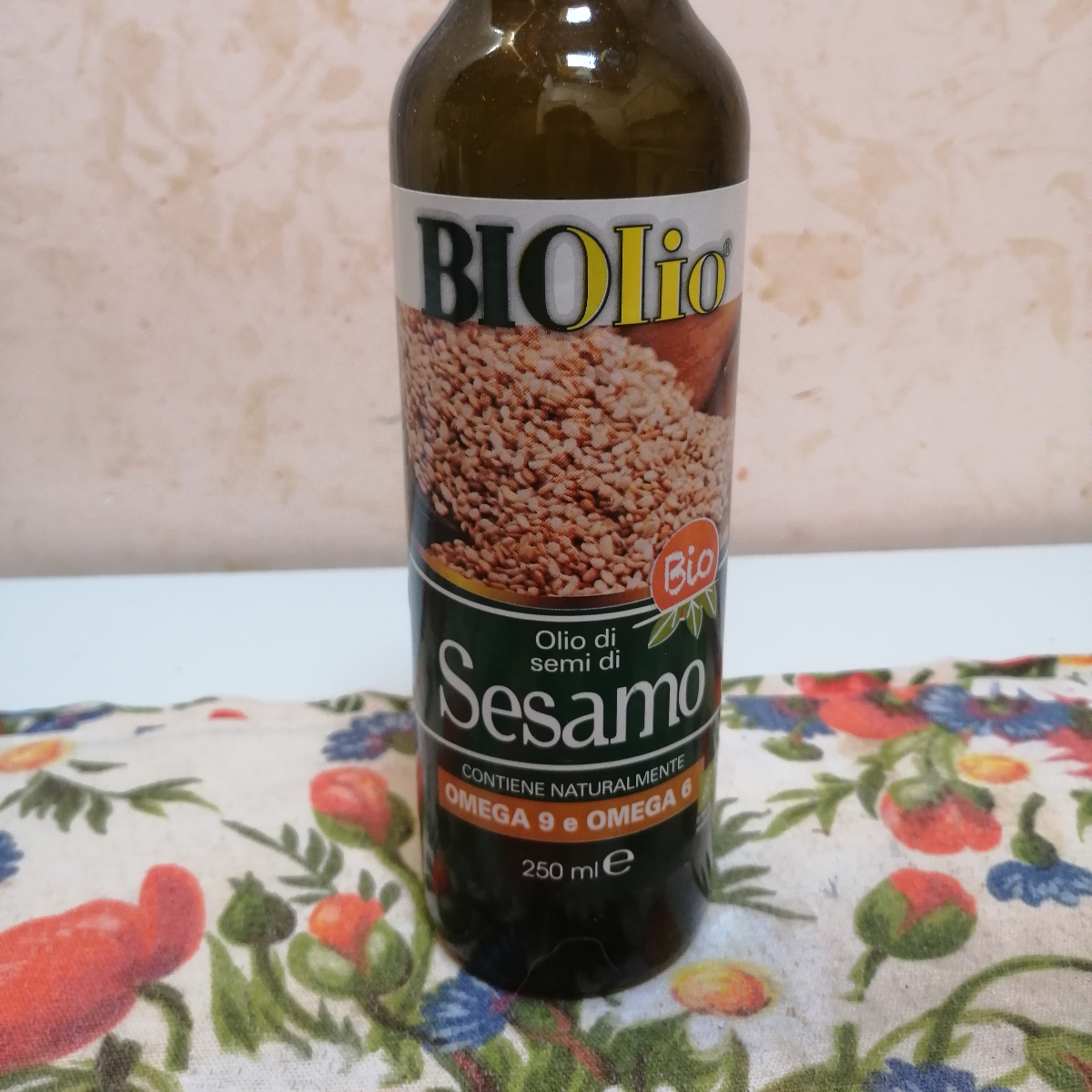 Olio di semi di sesamo from BIOlio - Vegan Product Reviews & Ratings | abillion