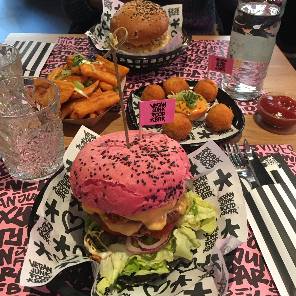 Notorious Sumo at Vegan Junk Food Bar - Review by @darkprincess97 ...