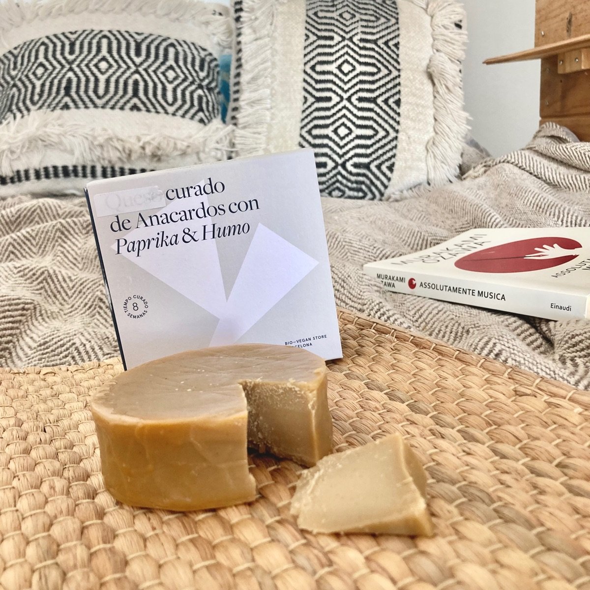 Queso curado de Anacardos con Páprika & Humo from The Living Food ...