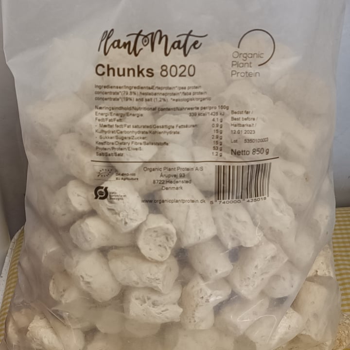 Plant Mate Organic Plant Protein Chunks made of pea protein Review ...