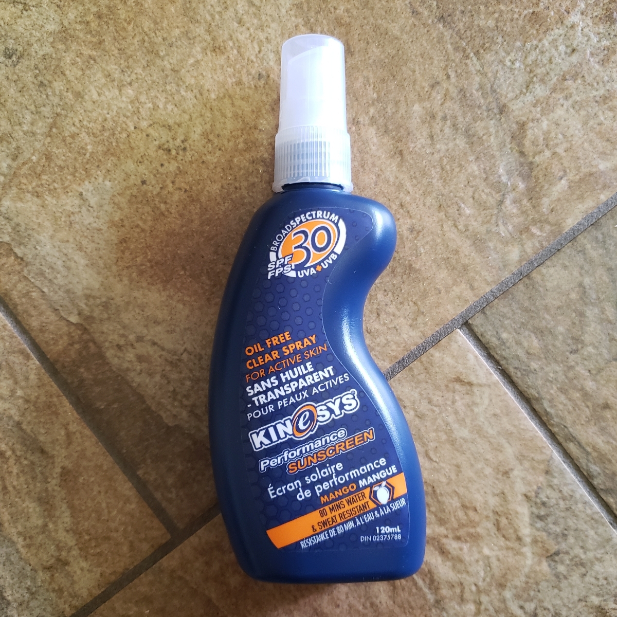 Oil Free Clear Spray Performance Sunscreen from KINeSYS - Vegan Product ...