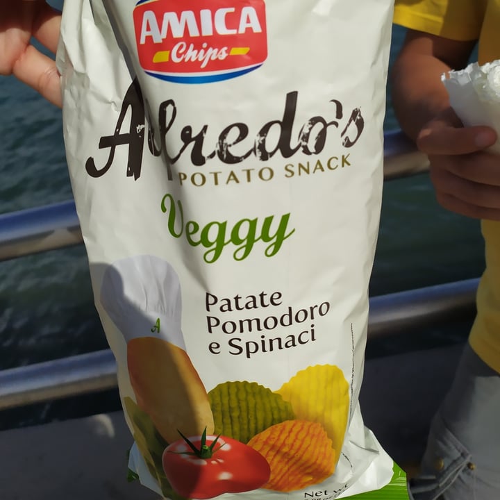 Amica Chips Alfredo's Potato Snack Veggy Review | abillion