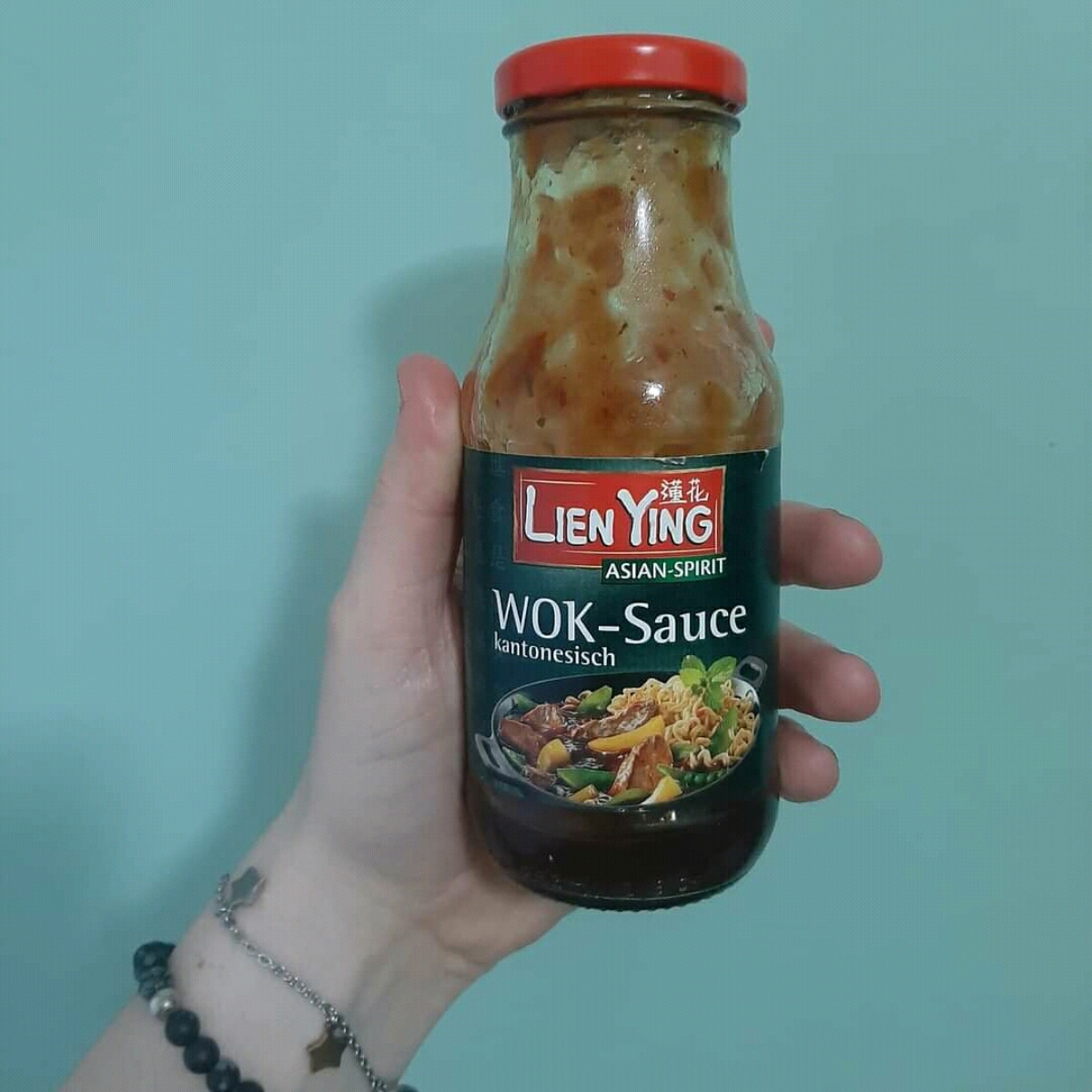 Wok Sauce from Lien Ying - Vegan Product Reviews & Ratings | abillion