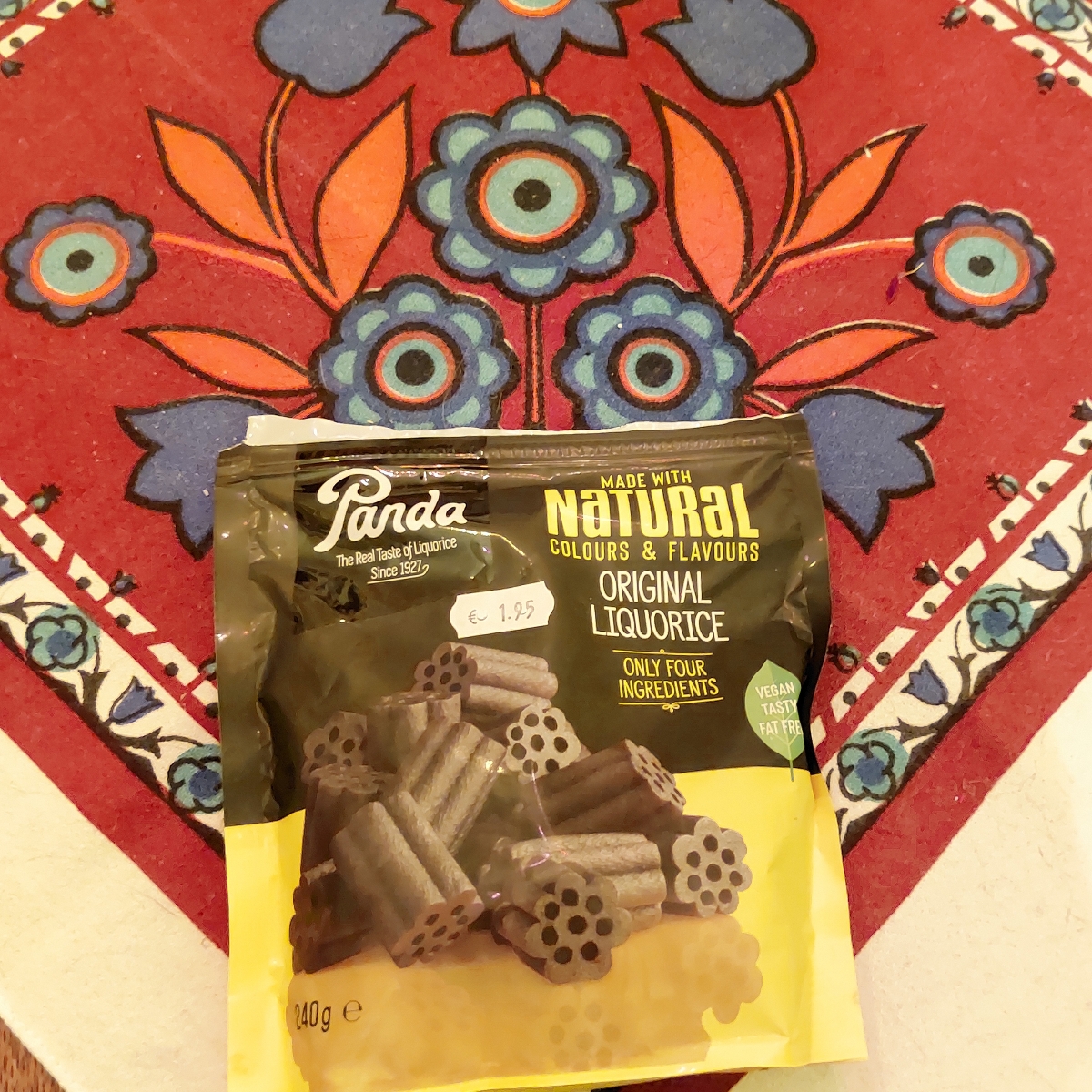 Natural Original Liquorice from Panda - Vegan Product Reviews & Ratings ...