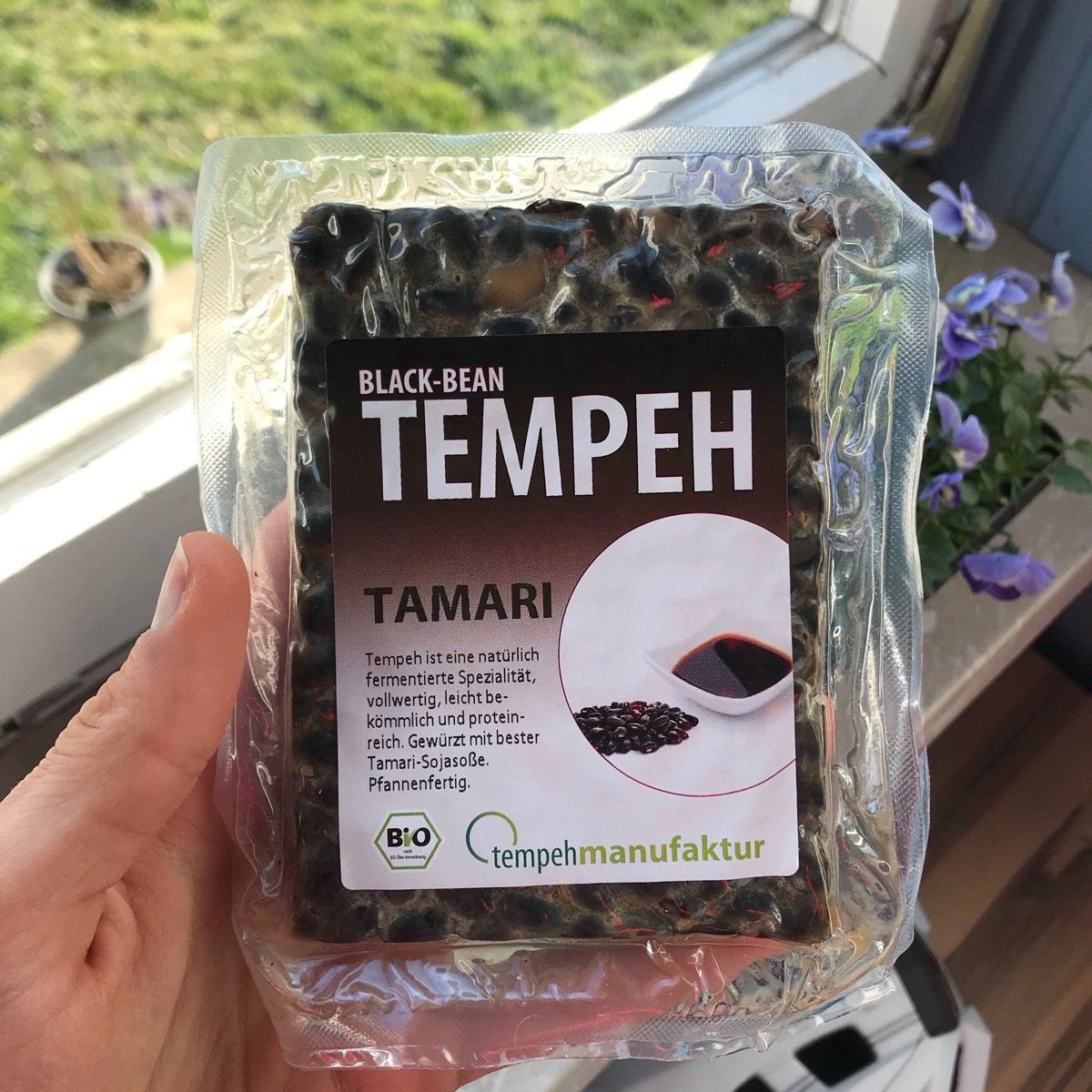 Black Bean Tempeh Tamari from Tempehmanufaktur - Vegan Product Reviews ...