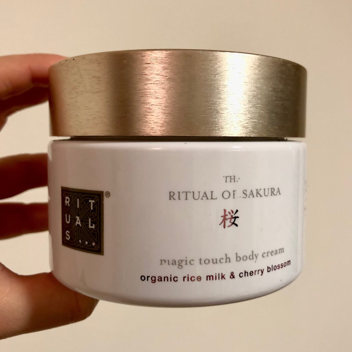 Crema corporal The ritual of Sakura from Rituals - Vegan Product ...