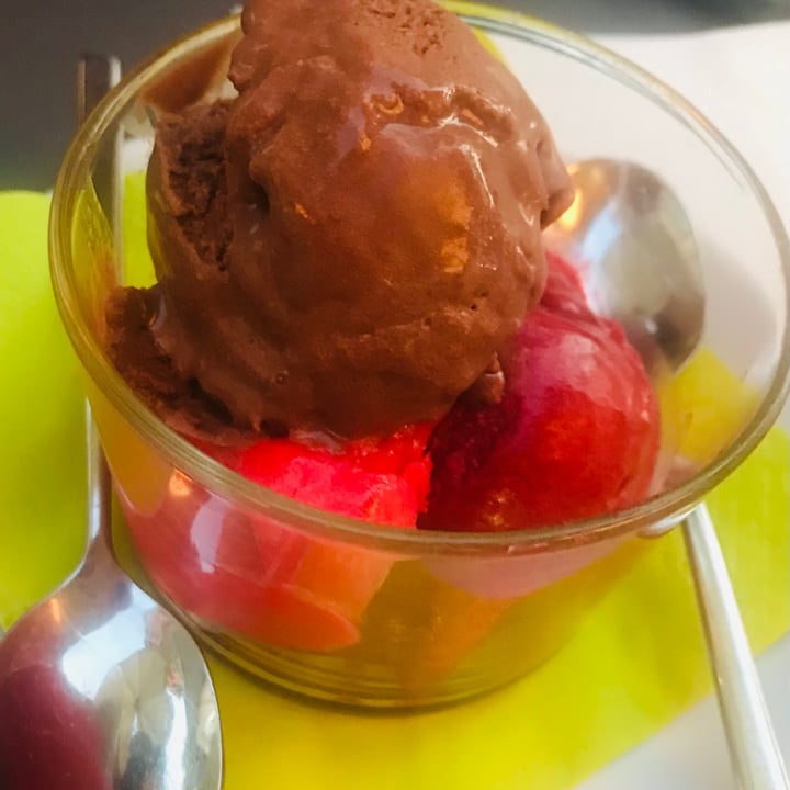 100% BIO Roma, Italy Gelato misto vegan Review | abillion