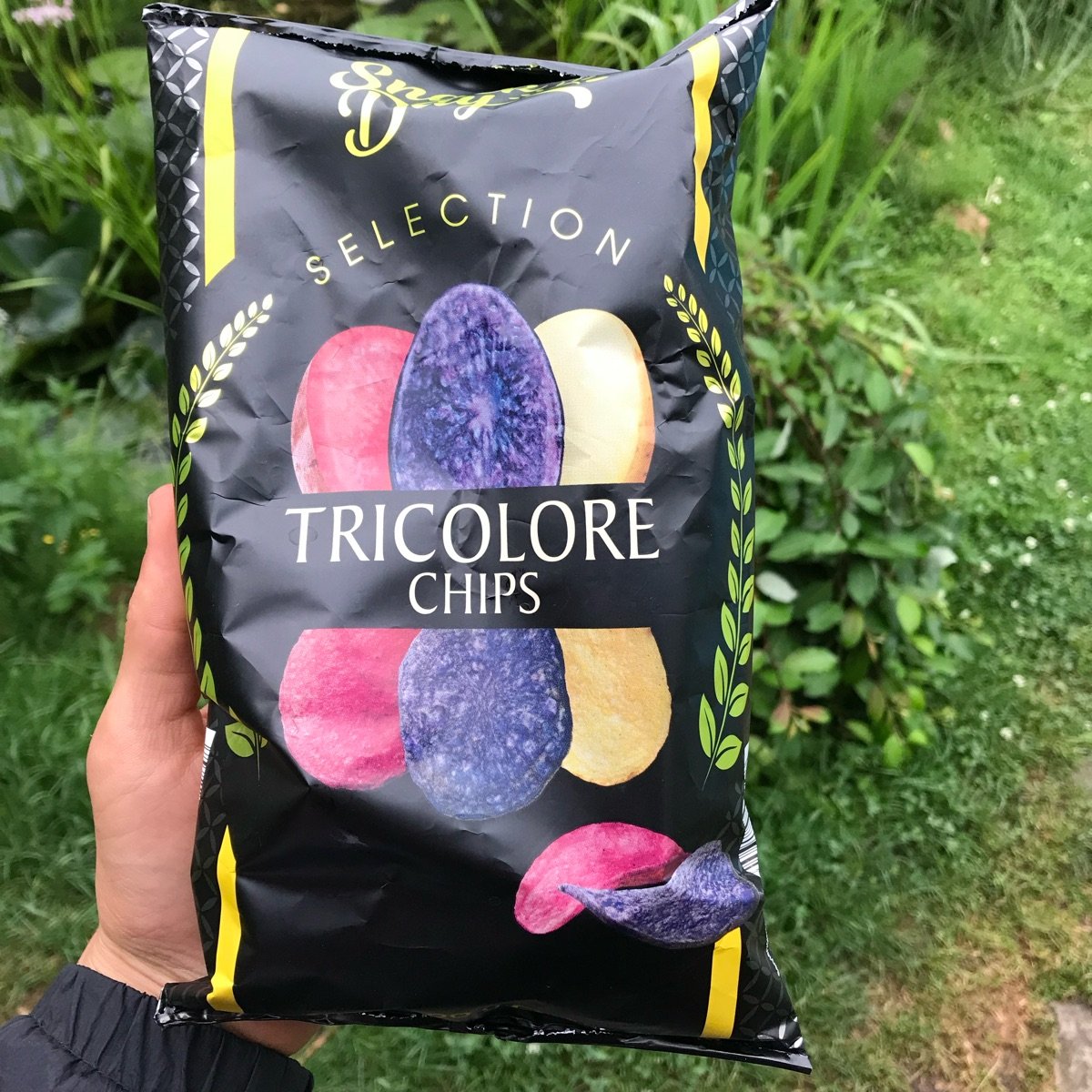 Snack Day Tricolore Chips Reviews | abillion