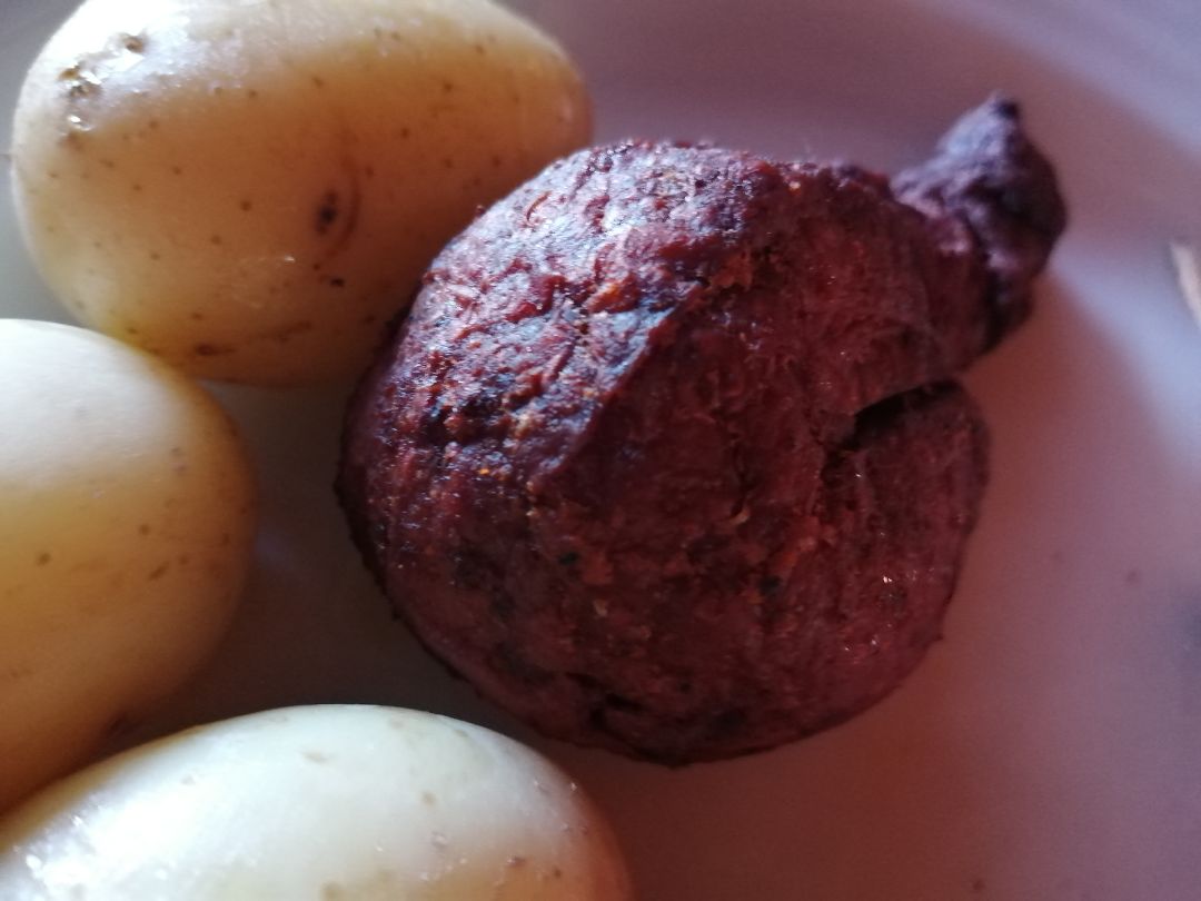 Chicken Leg from Romeo & Vero Vegan Butcherie - Vegan Product Reviews ...