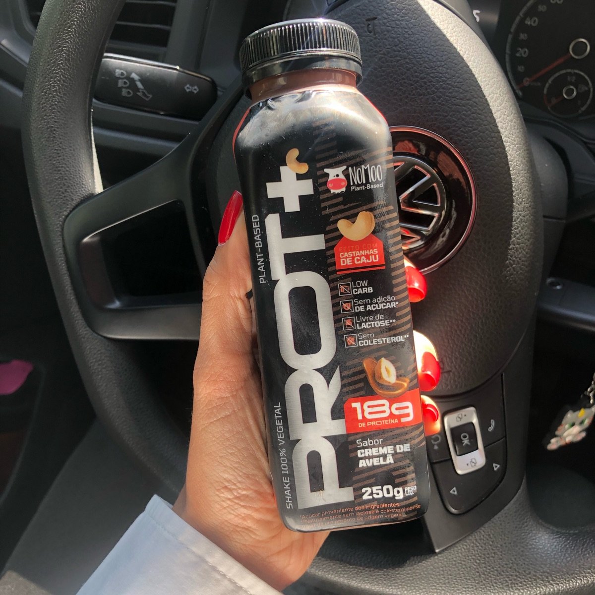 Bebida Proteica De Avelã from NOMOO Plant-Based Brasil - Vegan Product Reviews & Ratings | abillion