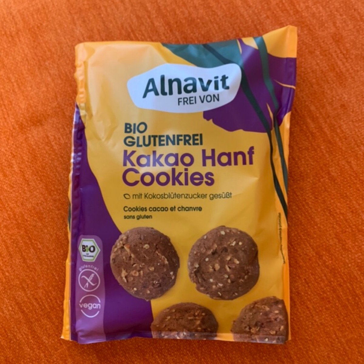 Kakao Hanf Cookies from Alnavit - Vegan Product Reviews & Ratings ...